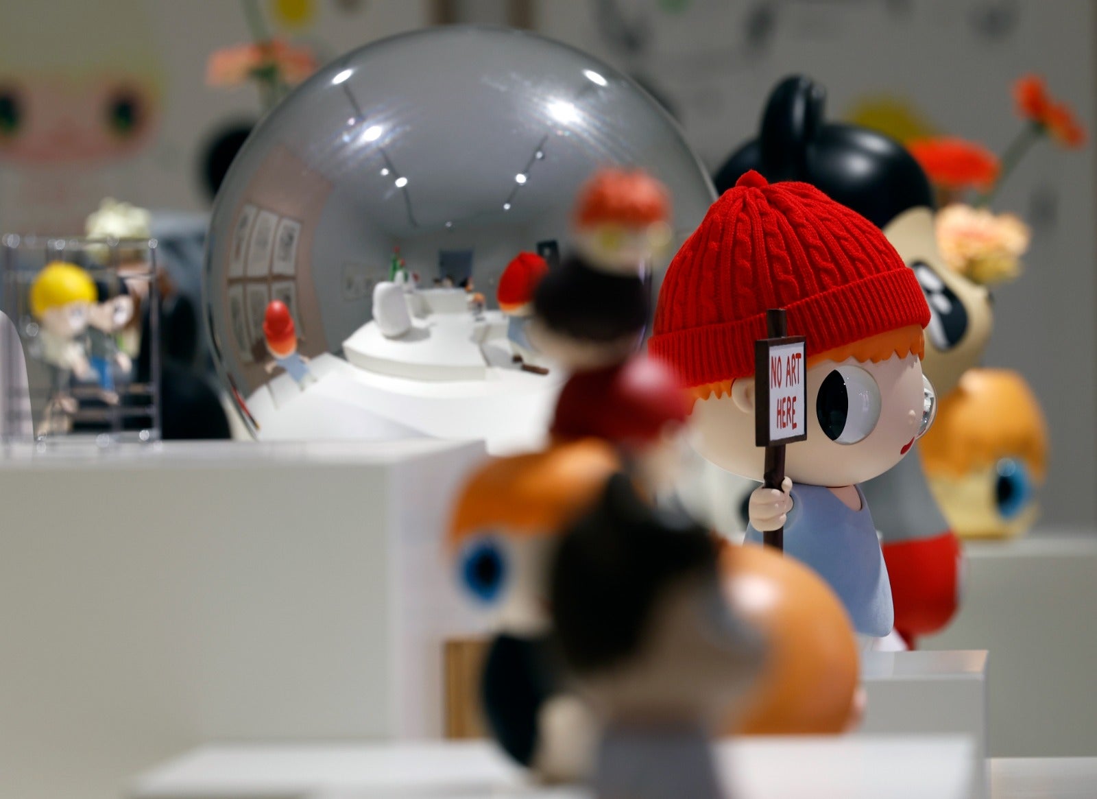 The ambitious exhibition of Javier Calleja at Malaga's Centro Fundación Unicaja, in pictures ...